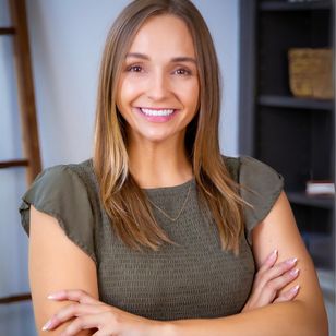 Taylor Voitel - Real Estate Agent in Clive, IA - Reviews | Zillow