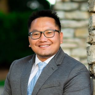 Lor Vang - Real Estate Agent in Milwaukee, WI - Reviews | Zillow