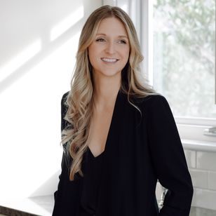 Meg Ryan - Realtor - Real Estate Agent in West Vancouver, BC - Reviews ...