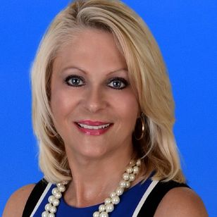 Debbie Hering - Real Estate Agent in Sarasota, FL - Reviews | Zillow