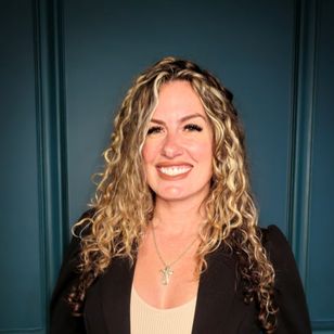 Shauna Shows - Real Estate Agent in Port charlotte, FL - Reviews | Zillow