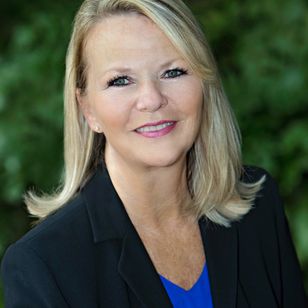 Laura Werb - Real Estate Agent in Charlotte, NC - Reviews | Zillow