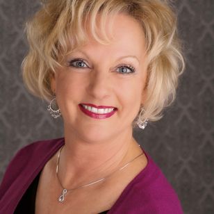 Debbie Mathis - Real Estate Agent in Scottsboro, AL - Reviews | Zillow