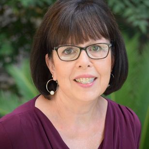 Lori Blank - Real Estate Agent in Sun City West, AZ - Reviews | Zillow