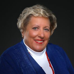 Jane Maslowski CRS GRI - Real Estate Agent in Blu Bell, PA - Reviews ...