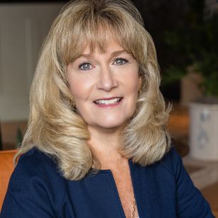 Lisa Osberg - Real Estate Agent in Wilmington, DE - Reviews | Zillow