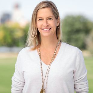 Laura Hudgins - Real Estate Agent in Denver, CO - Reviews | Zillow