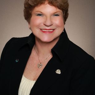 Brenda Gooslin - Real Estate Agent in Pikeville, KY - Reviews | Zillow