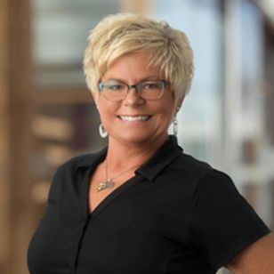 Elizabeth Mann - Real Estate Agent in Allegan, MI - Reviews | Zillow