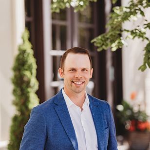 Michael Pahl - Real Estate Agent in Wayzata, MN - Reviews | Zillow