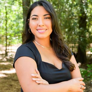 Alexis Medina - Real Estate Agent in Houston, TX - Reviews | Zillow