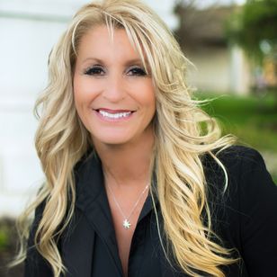 Stacey Garrett - NY Licensed R.E. Salesperson - Real Estate Agent in ...