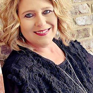 Beth Howell - Real Estate Agent in Monroe, NC - Reviews | Zillow