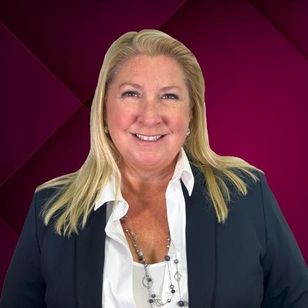 Kathy Broadbent - Real Estate Agent in Ellicott City, MD - Reviews | Zillow