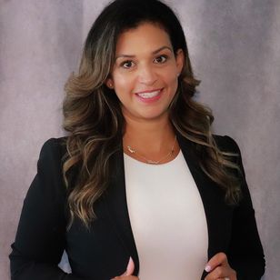 Roxana Cisneros - Real Estate Agent in Westbury, NY - Reviews | Zillow