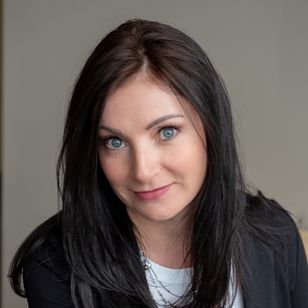 Maria Bochenek - Real Estate Agent in Naperville, IL - Reviews | Zillow