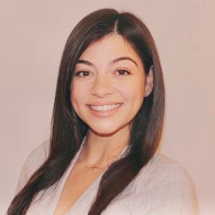 Lisa Pirraglia - Real Estate Agent in New Rochelle, NY - Reviews | Zillow