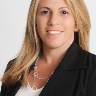 Debbie Watts - Real Estate Agent in Atlanta, GA - Reviews | Zillow