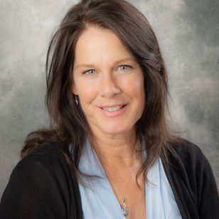 Mary Rosenberry - Real Estate Agent in Colon, MI - Reviews | Zillow