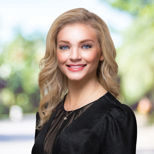 Courtney Venable - Real Estate Agent in Newport Beach, CA - Reviews ...