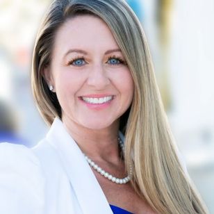 Debra Parker - Real Estate Agent in Stuart, FL - Reviews | Zillow